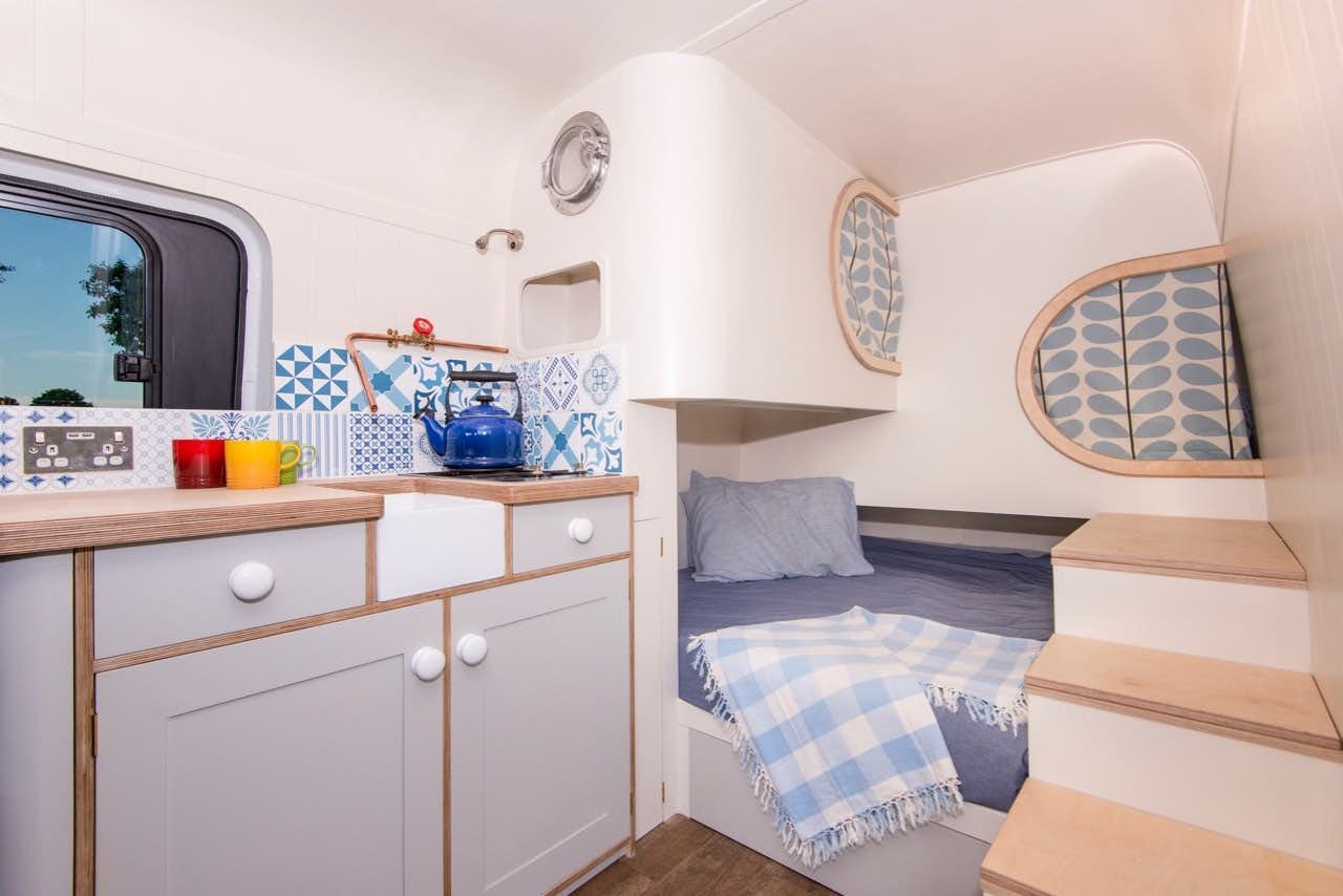 Budget Breakdown: A Mercedes-Benz Sprinter Van Turns Into a Chic Tiny ...