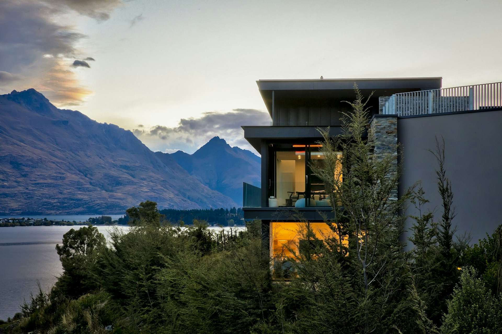 Photo 2 of 8 in This 3-Story Residence in New Zealand Offers Lake ...