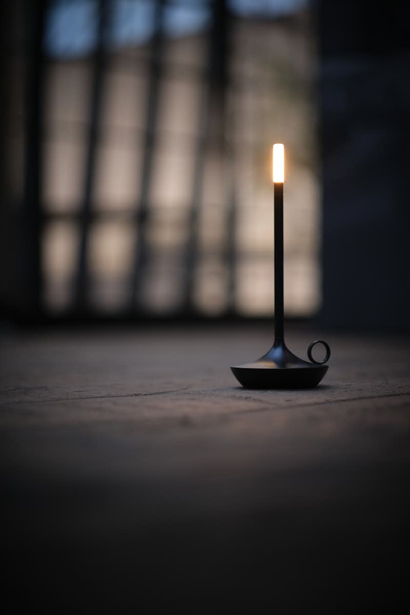 The Ever-Romantic, Candlelight-Inspired Wick Lamp Now Comes in Black ...