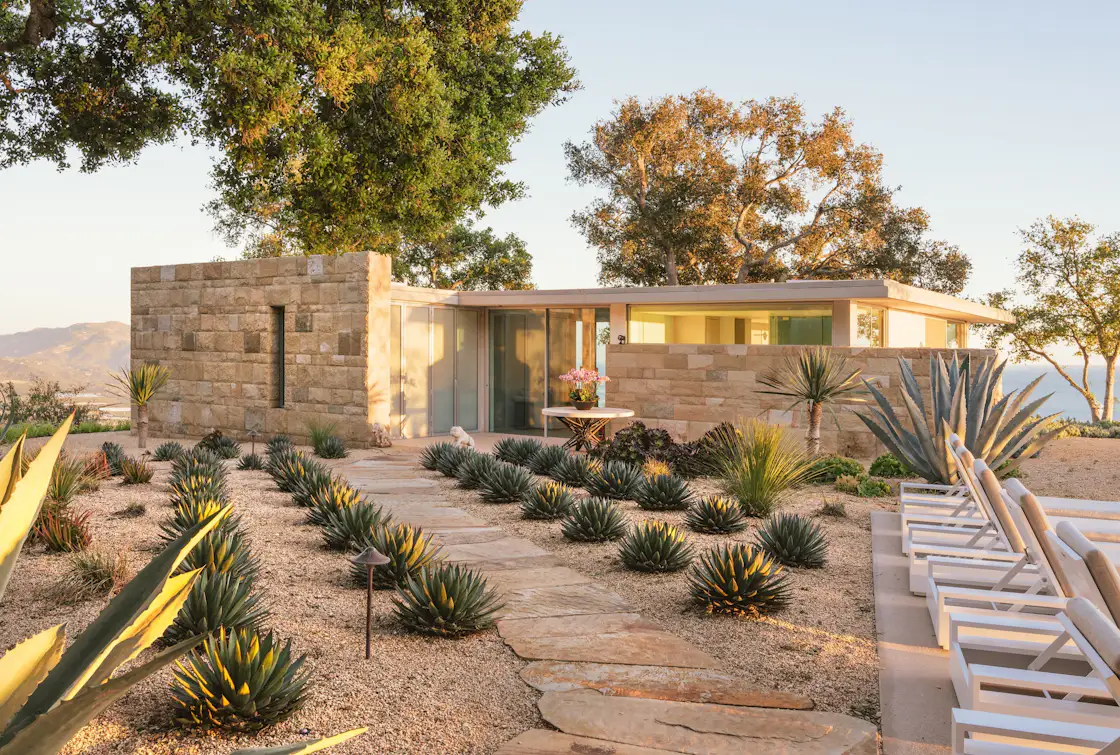 Photo 11 of 11 in A Santa Barbara Compound With Sweeping Panoramas Asks ...
