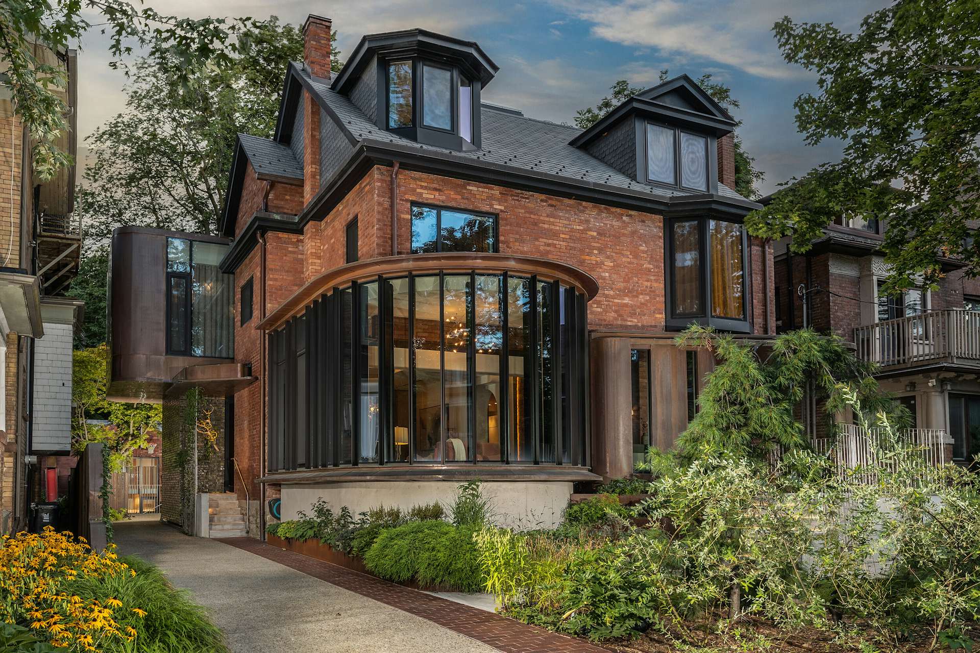 Real Estate: Design and ideas for modern homes & living