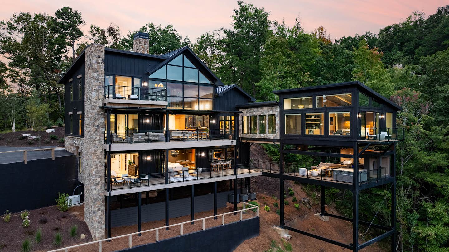 Real Estate: Design and ideas for modern homes & living