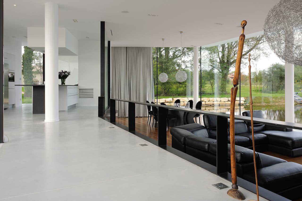 White Snake house (17 Photos) - Dwell