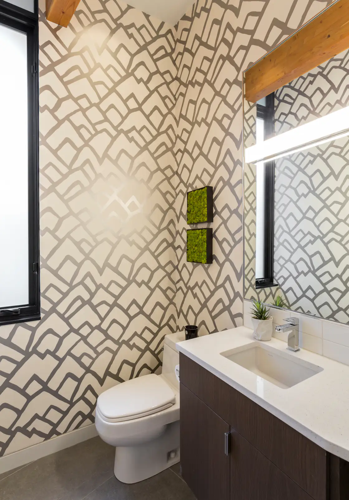 Photo 15 of 16 in The Greenhills House by Craig Wollen - Dwell