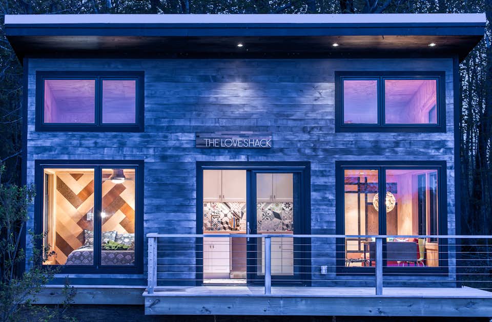 THURSO BAY LOVE SHACK (10 Photos) - Dwell