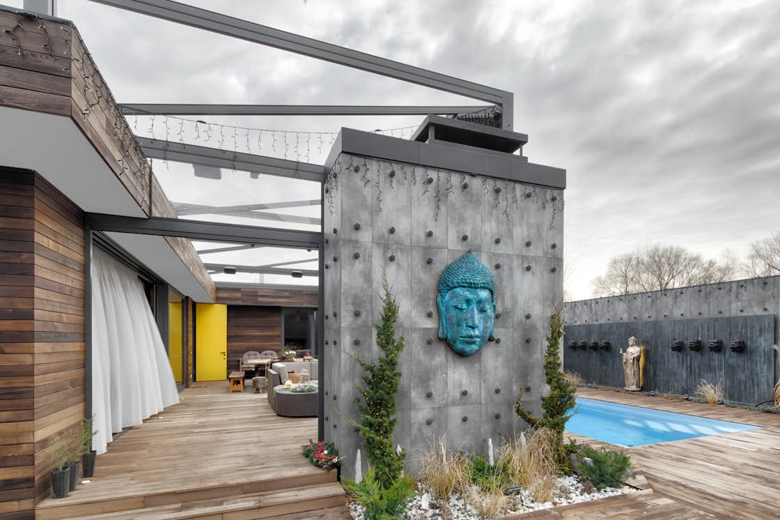 Buddha House (21 Photos) - Dwell