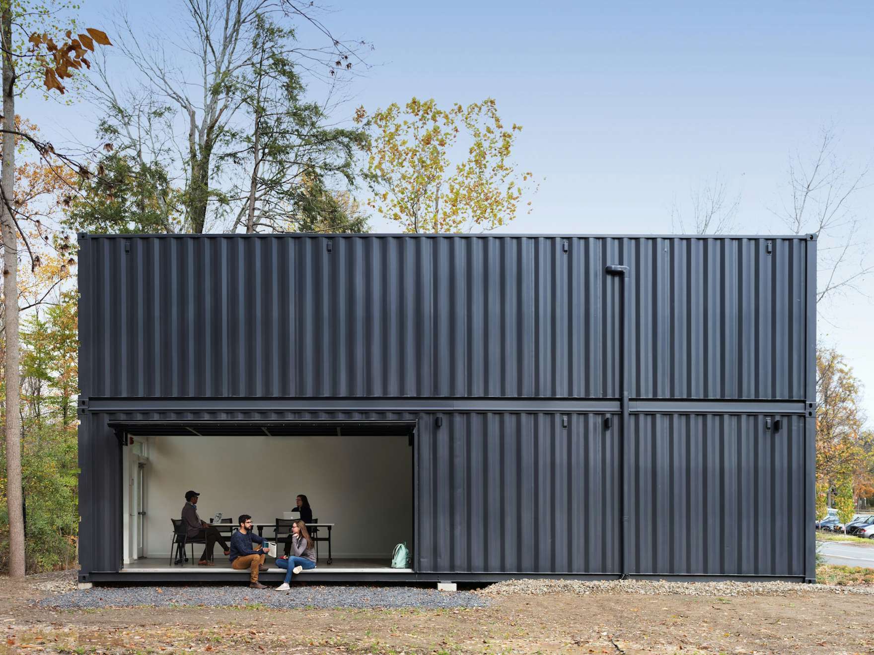 Photo 10 of 12 in A Shipping Container Prefab Lab Is Built in Only 4 ...