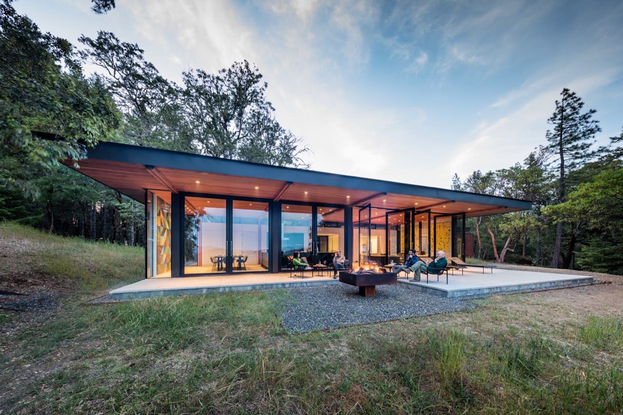 Photo 3 of 7 in 6 Northern California Prefab Homes With Verdant Forest ...