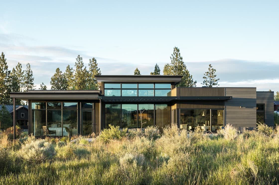 A High Desert Home Slides Open Like a Swiss Army Knife - Dwell