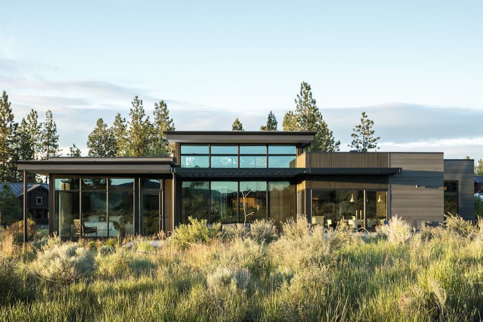 A High Desert Home Slides Open Like a Swiss Army Knife - Dwell