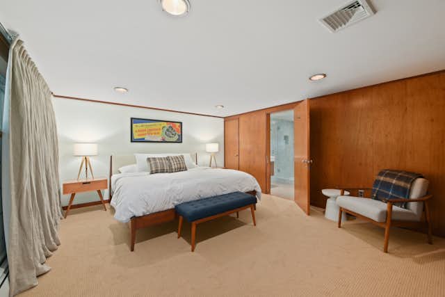 Photo 11 of 27 in Moby’s Luminous Midcentury in New York Asks $1.3M - Dwell
