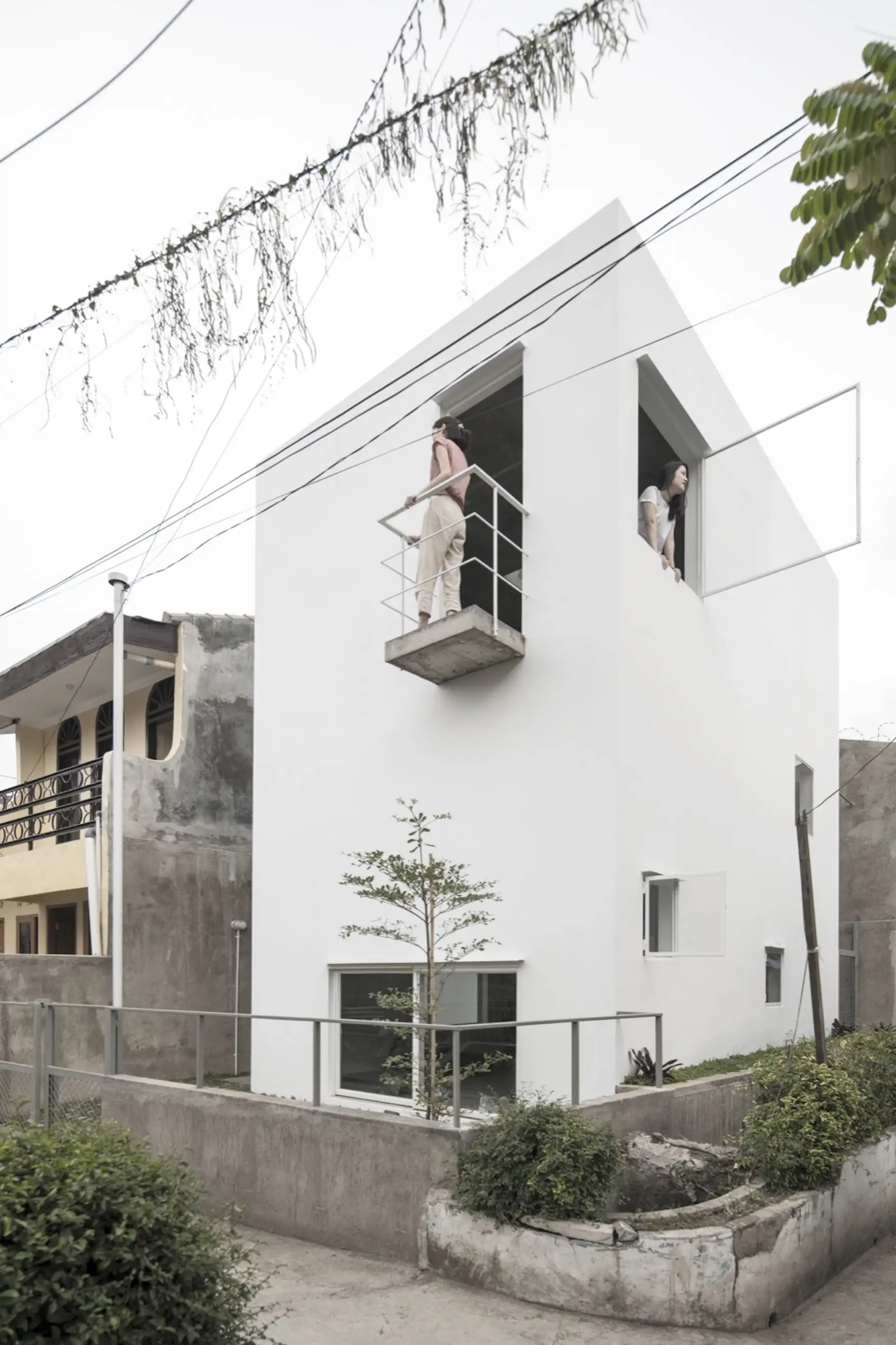 15 Skinny Homes That Make the Most of Narrow Lots - Dwell