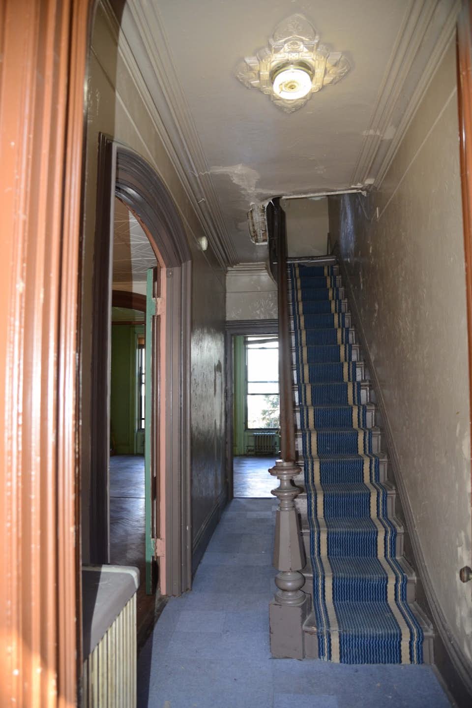 Slope Townhouse by Frances Mildred - Dwell