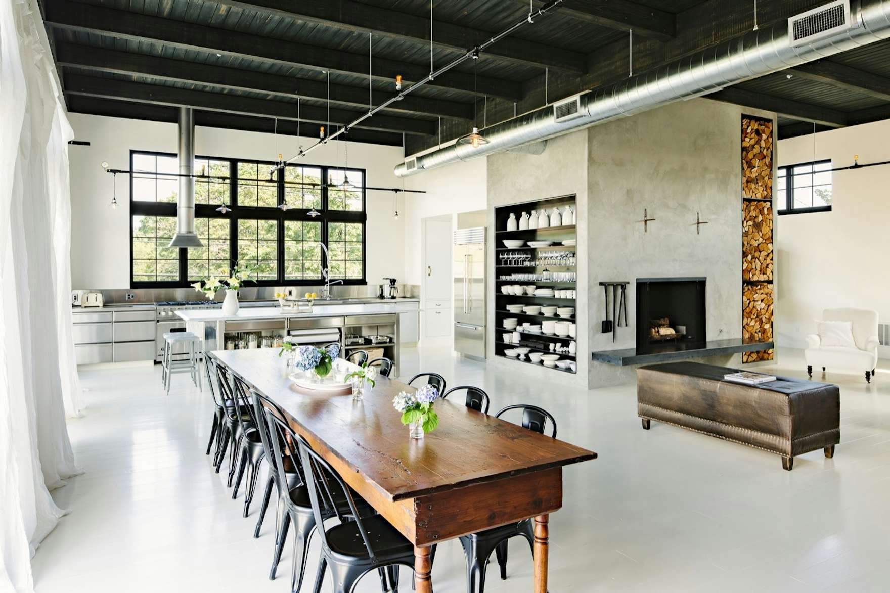 A 1920s Portland Warehouse Is Rehabbed Into an Industrial-Chic Home - Dwell