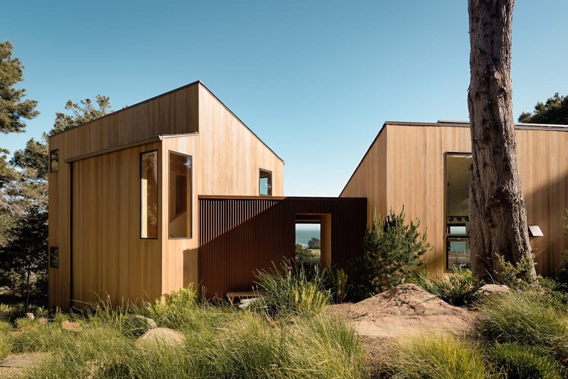 A Sea Ranch Retreat Delivers Scandinavian Style to the California Coast ...