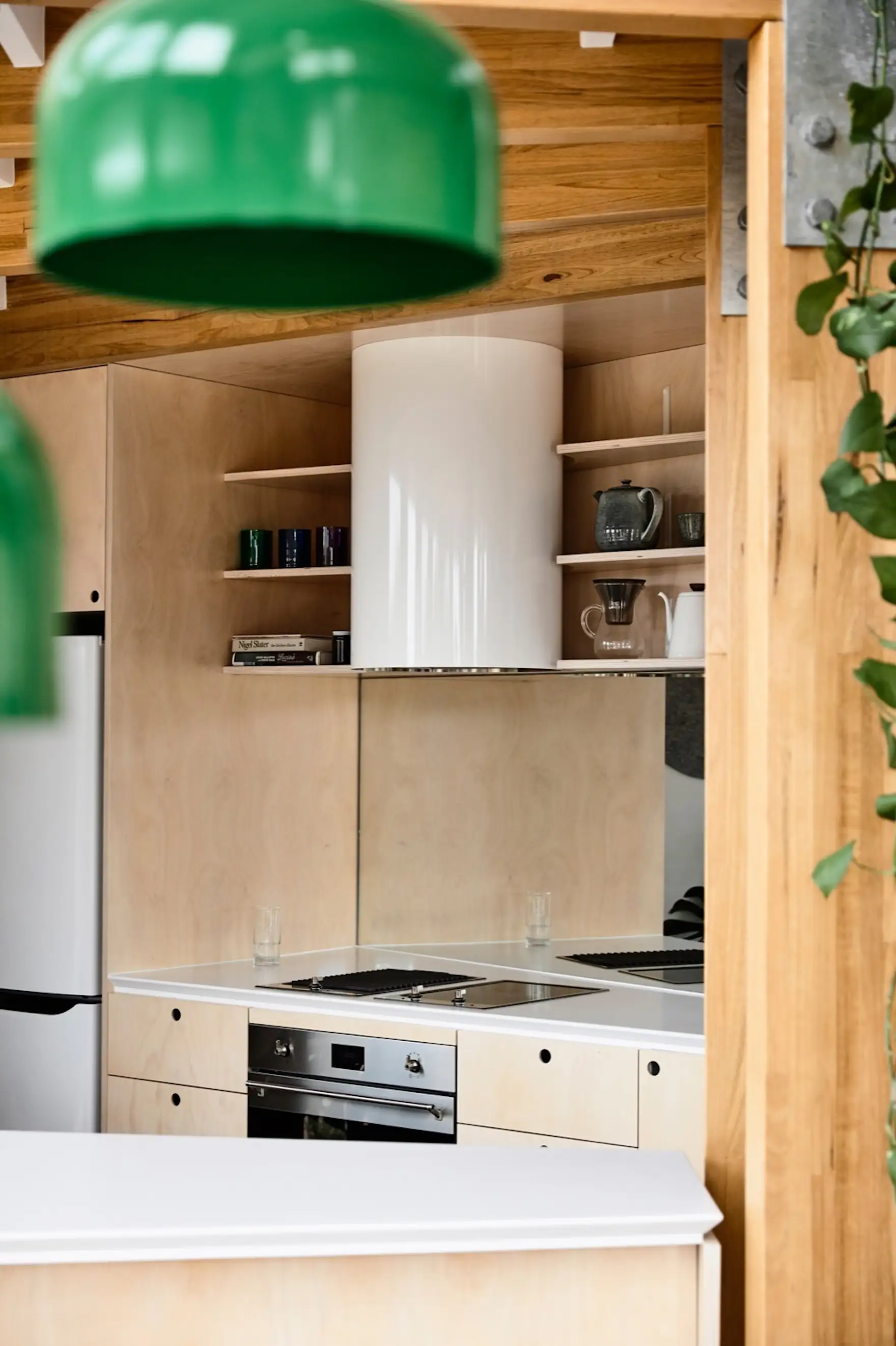 Photo 5 of 19 in A Circular Beach House in Australia Embraces Coastal ...