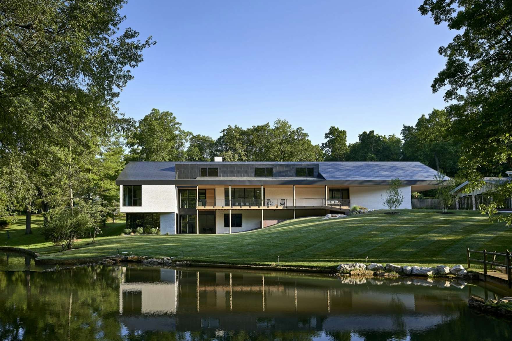 Streamline House by Hufft - Dwell
