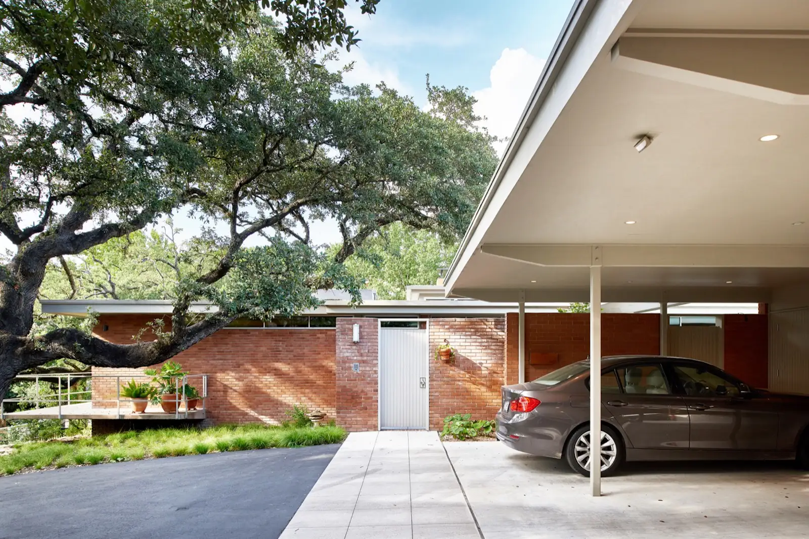 Photo 6 of 29 in Before & After: We’re Taking Notes on This Expertly ...