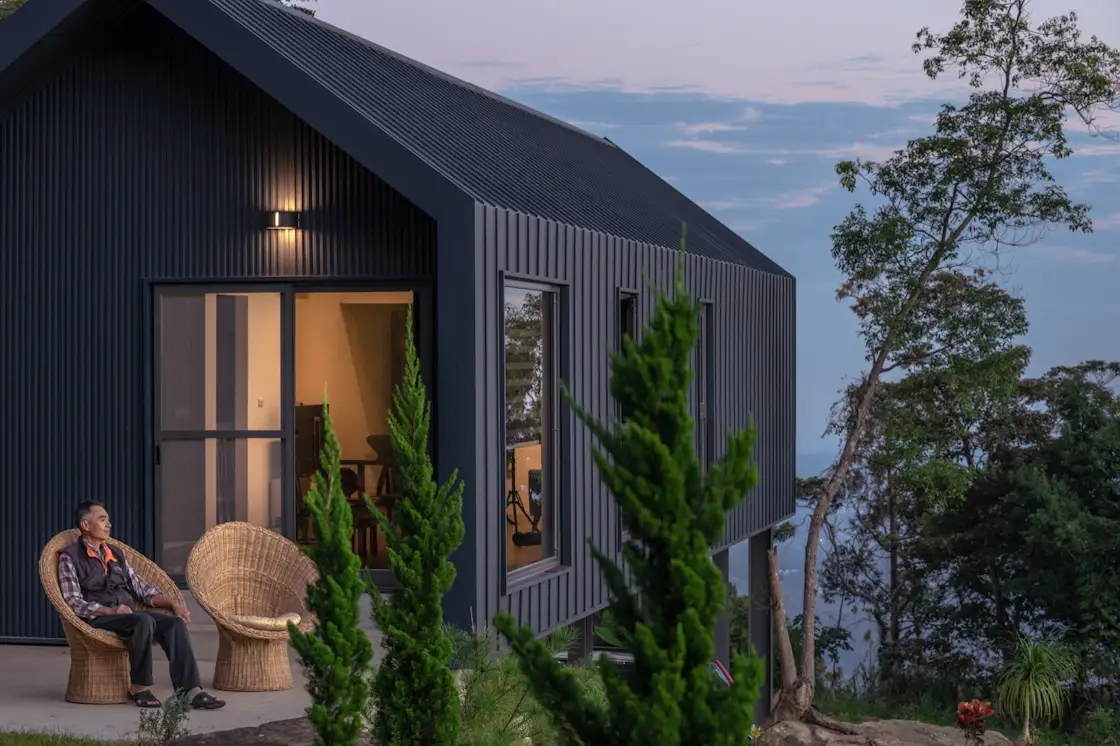 A Taiwanese Couple’s Retirement Home Conquers Tricky Terrain With ...