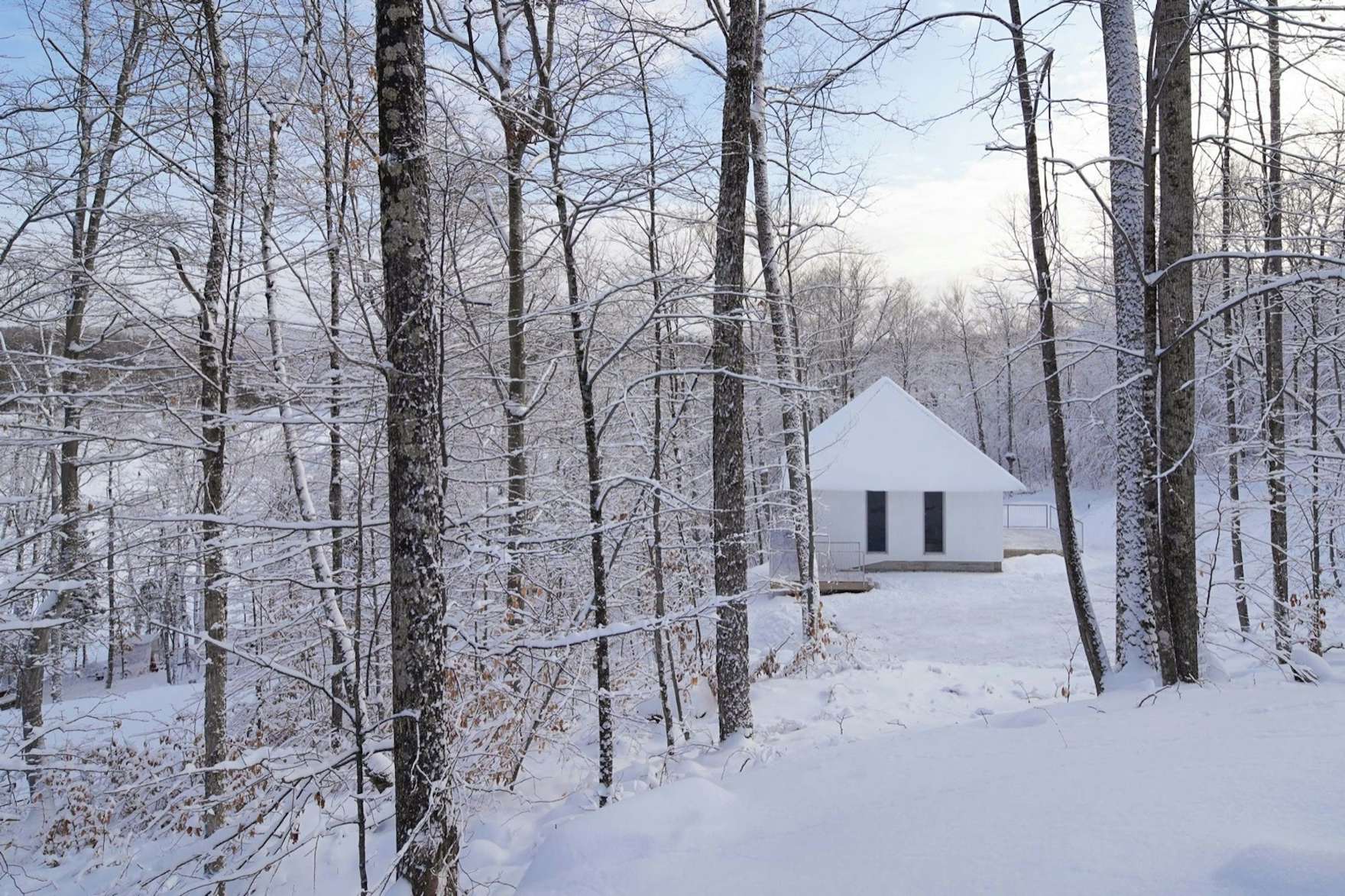 Photo 21 of 28 in These 14 Cabin Floor Plans Will Make Your Outdoorsy ...