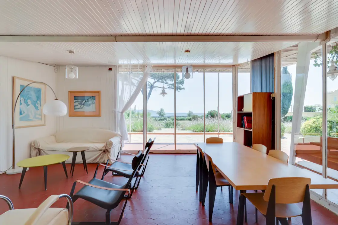 Photo 5 of 12 in A Midcentury Jean Prouvé Prefab on the French Riviera ...