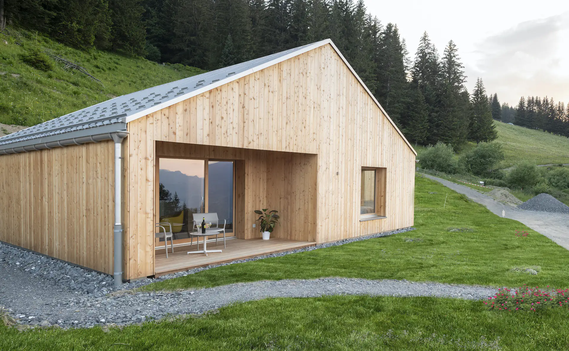 16 Dreamy Ski Cabins We Wish We Were Holed Up In This Winter - Dwell