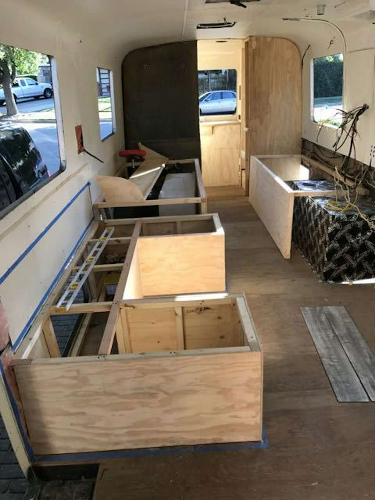 Flatnose Frank: Our Renovated Vintage RevCon Motorhome ("Is that an ...