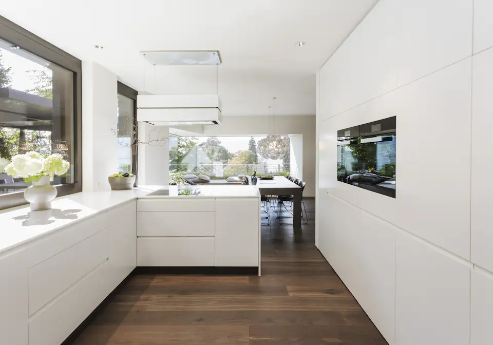 These 30 White Kitchens Are Anything But Ordinary - Dwell