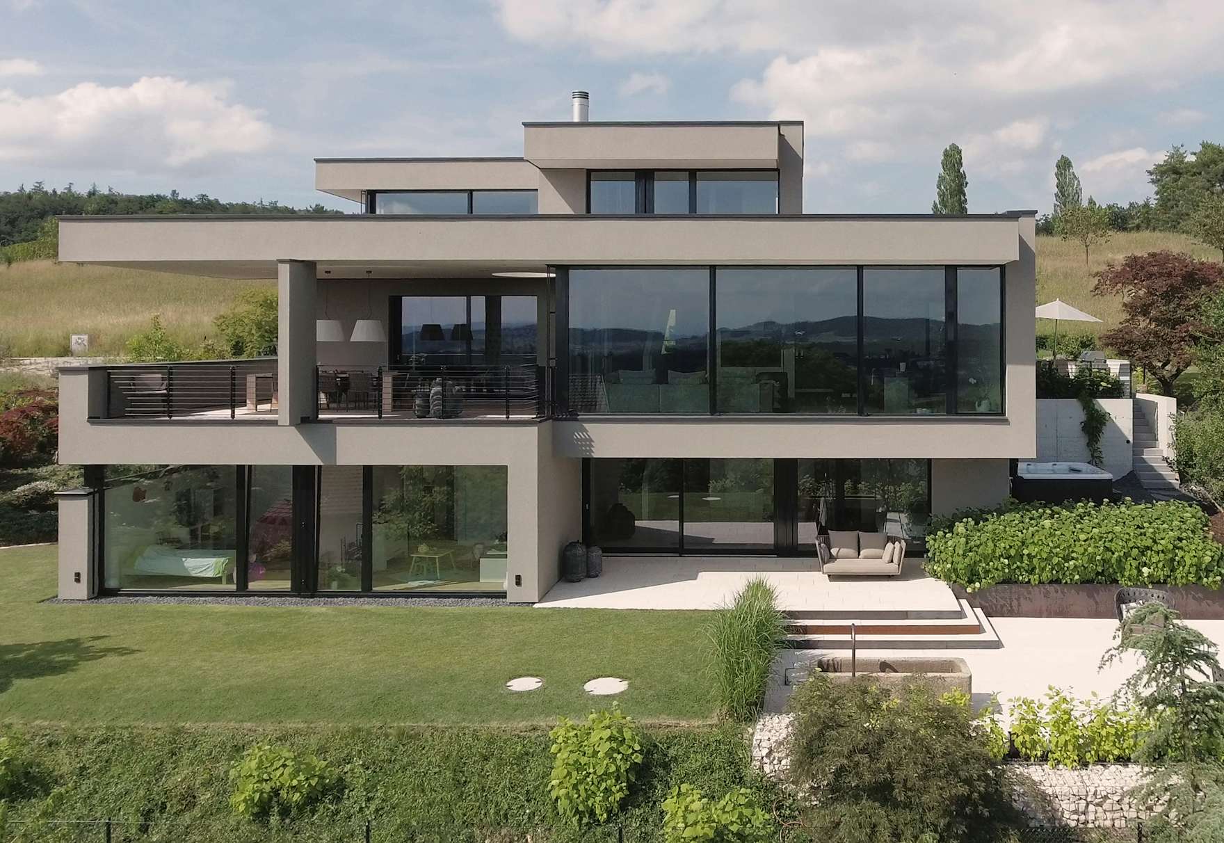 Photo 1 of 13 in Object 340 - combination of quality and comfort by ...