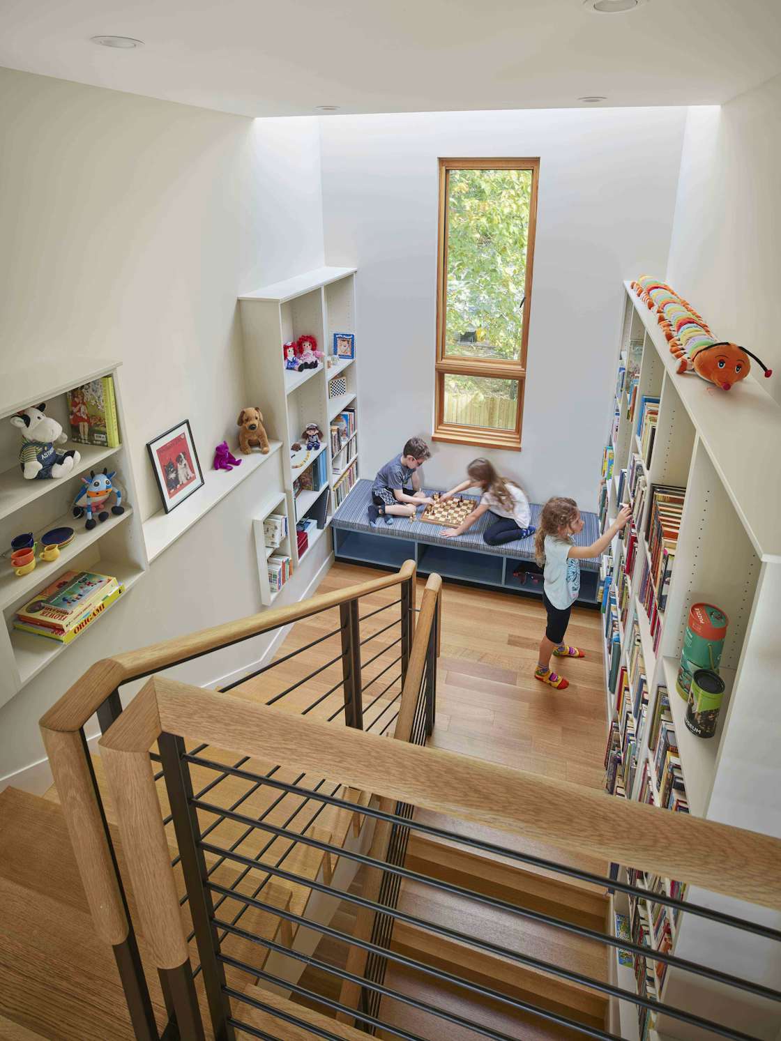 Photo 9 of 11 in House with a Vertical Library by Marina Rubina - Dwell