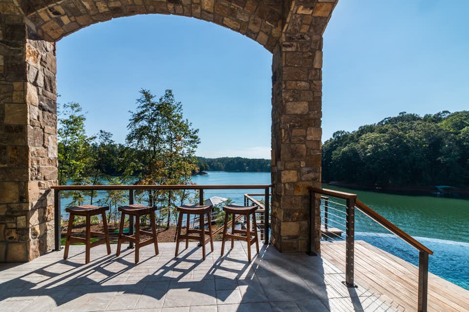 Modern Mediterranean Lake House (49 Photos) - Dwell