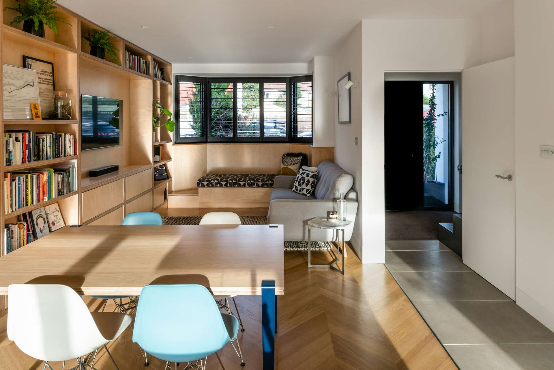 Photo 4 of 13 in A Reinvented Terrace House in London Is Chock-Full of ...