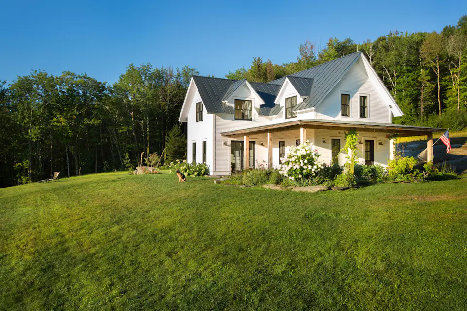 Photo 18 of 22 in Contemporary Vermont Farmhouse by Lindsay Selin ...