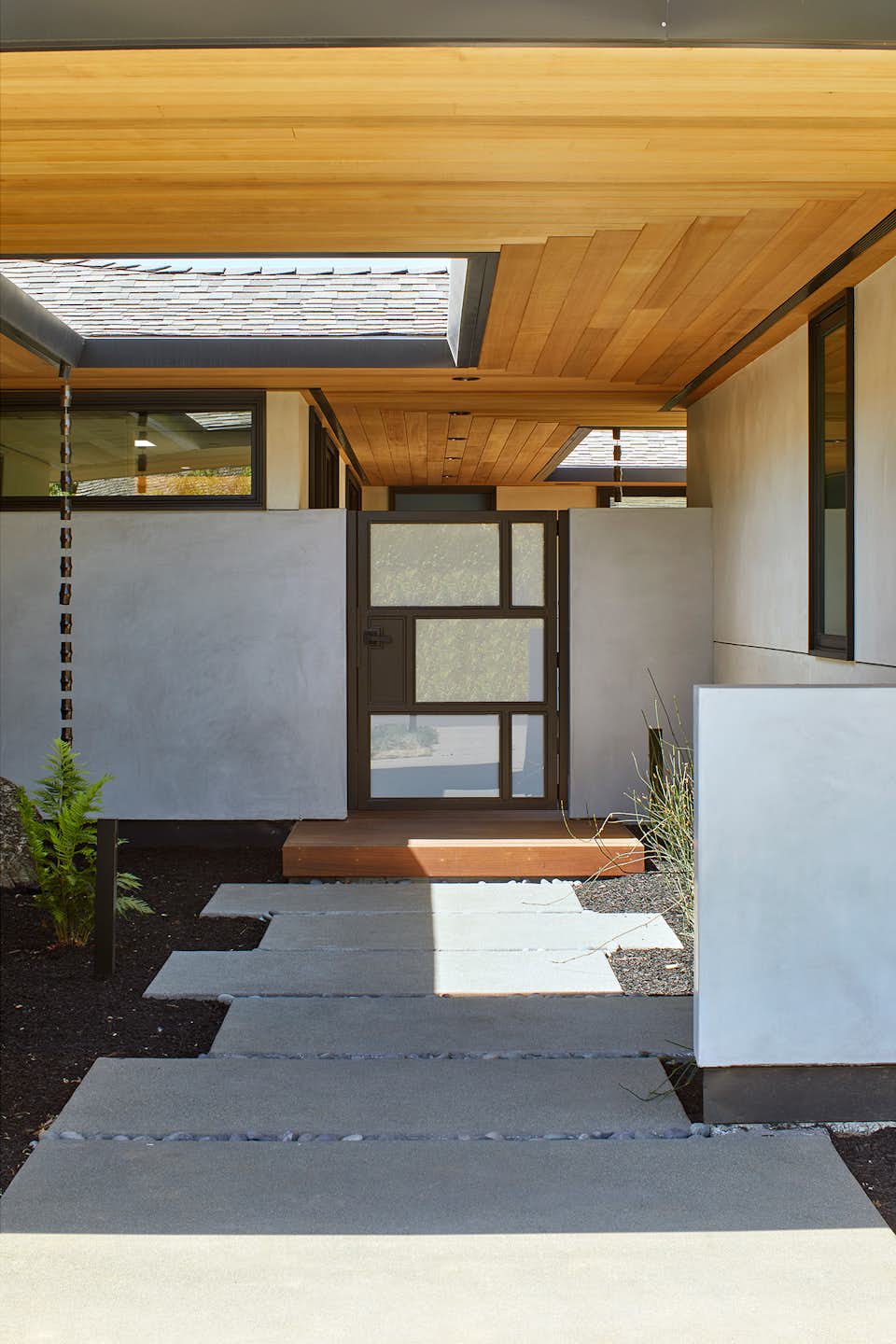 Photo 4 of 20 in Engawa House by Ogawa Fisher Architects - Dwell