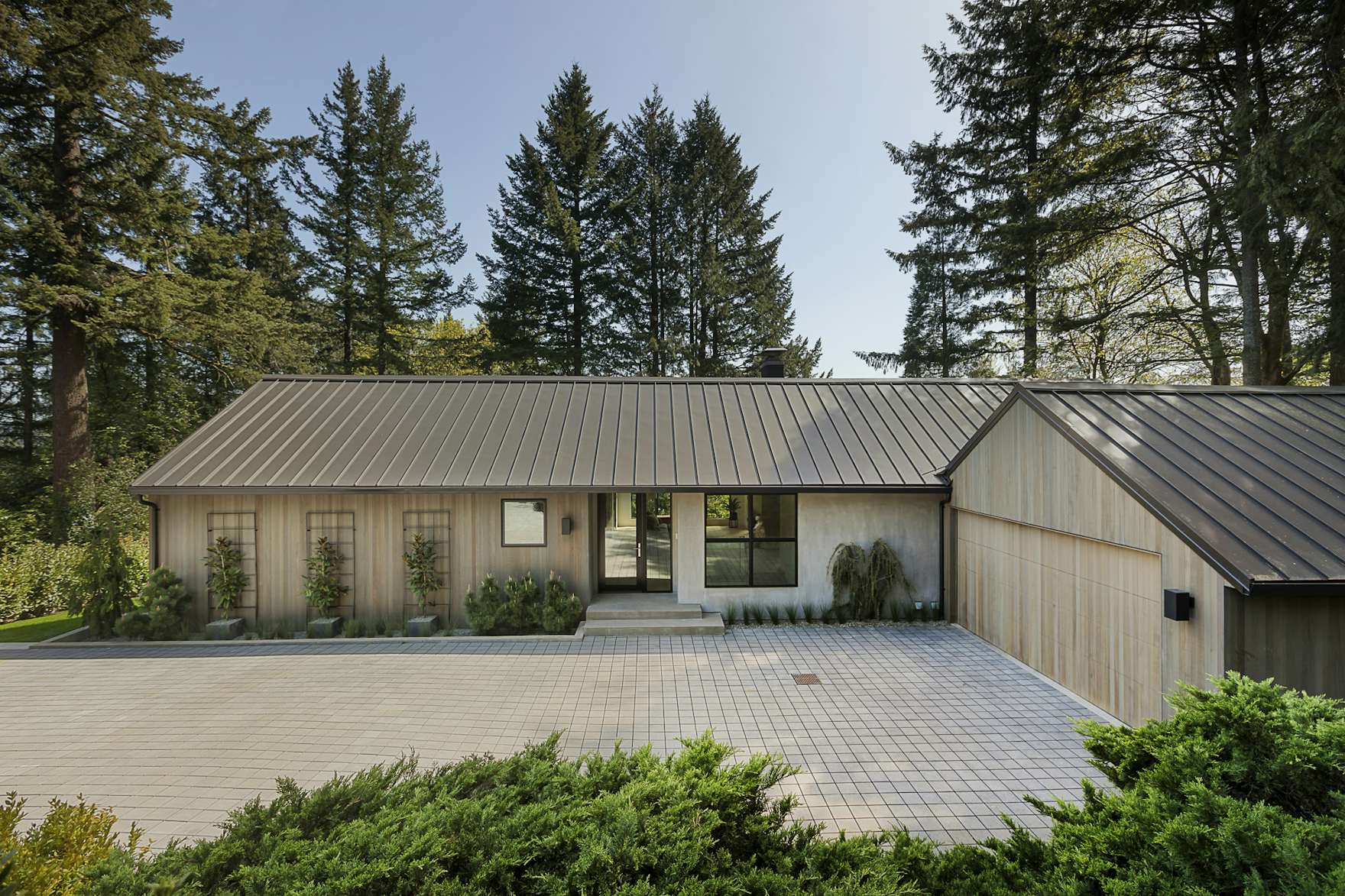 Burton House (17 Photos) - Dwell