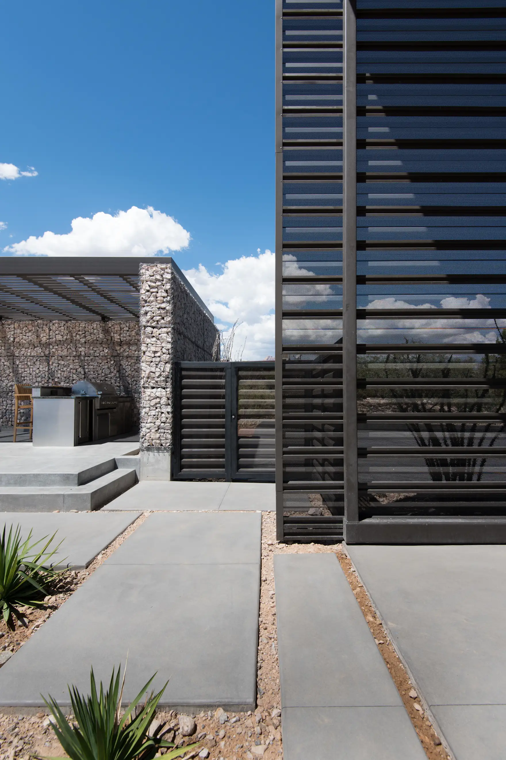 The Rubber Ducky Trail House (20 Photos) - Dwell