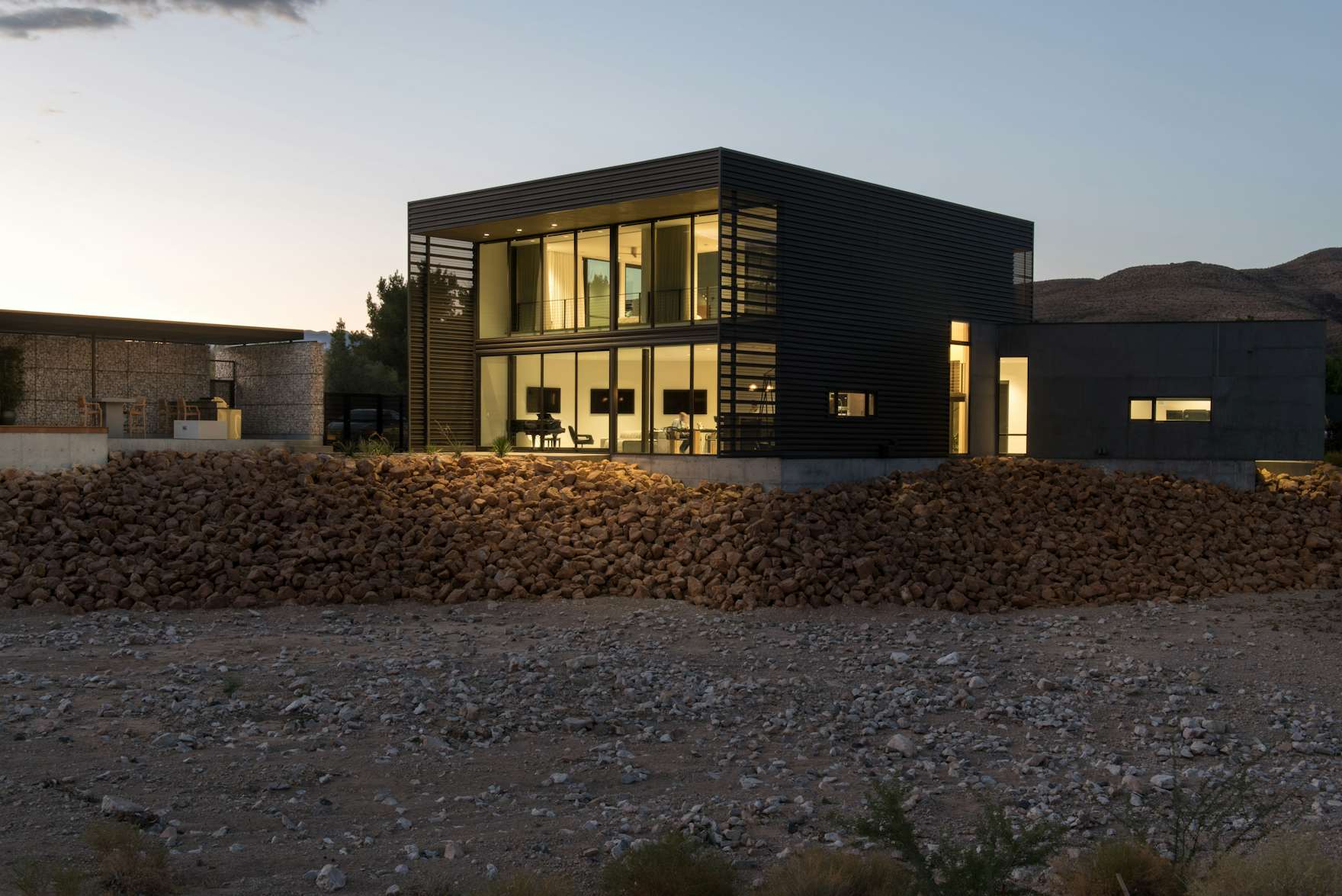 The Rubber Ducky Trail House (20 Photos) - Dwell