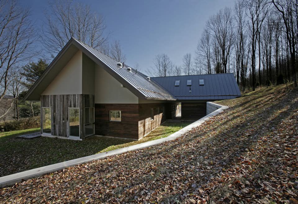 BK House (9 Photos) - Dwell