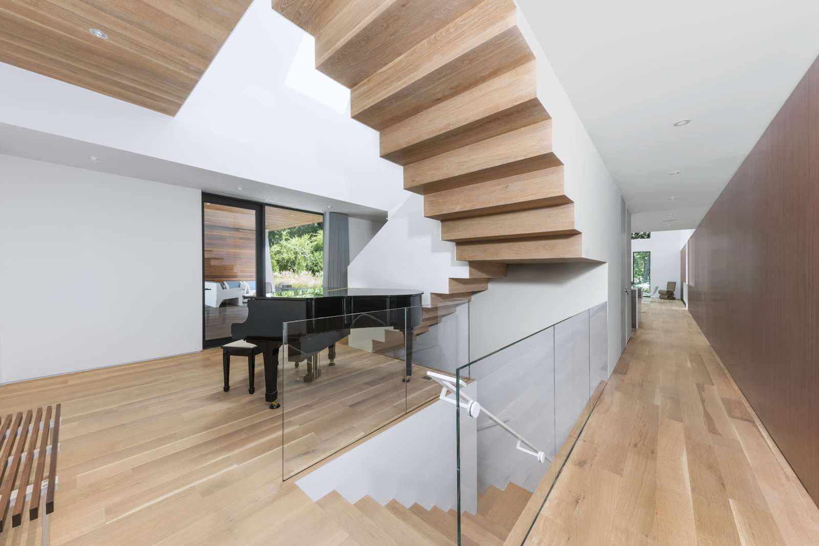 Photo 5 of 16 in Split Box House by DiG Architects - Dwell