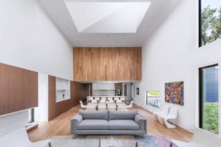 Photo 8 of 16 in Split Box House by DiG Architects - Dwell