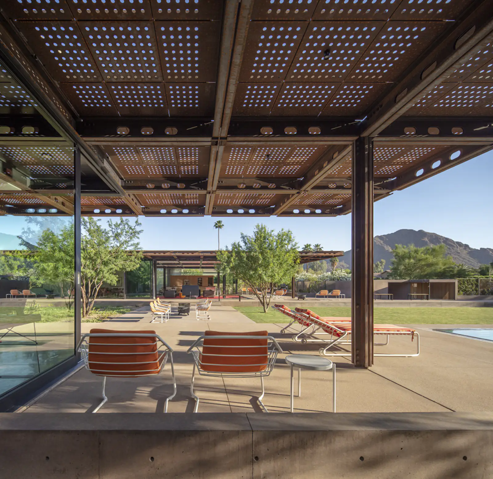 Arizona Courtyard House by David Hovey Jr - Dwell
