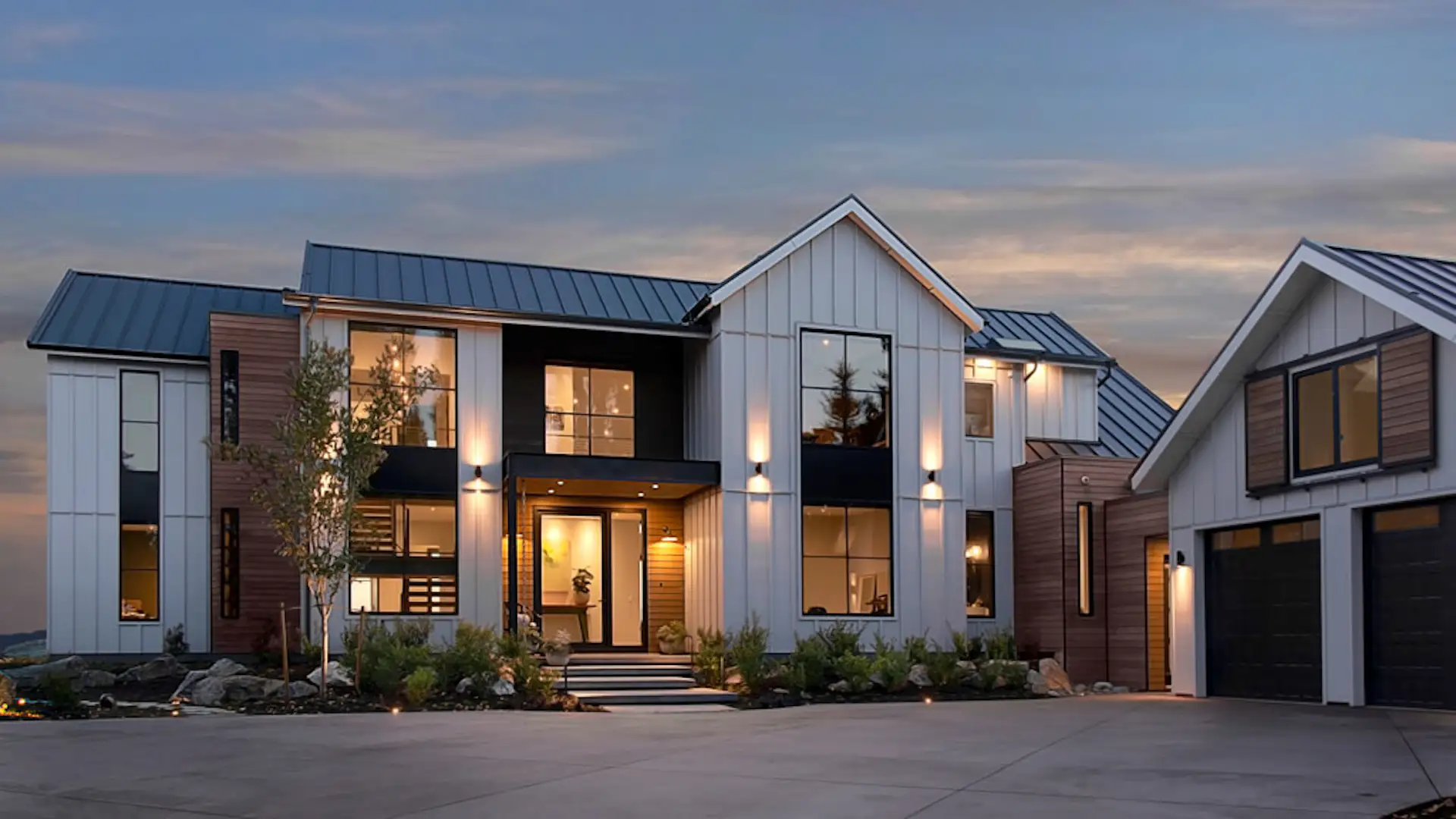 Photo 1 of 9 in Oceanfront Industrial Farmhouse by Joelle Bienvenue - Dwell