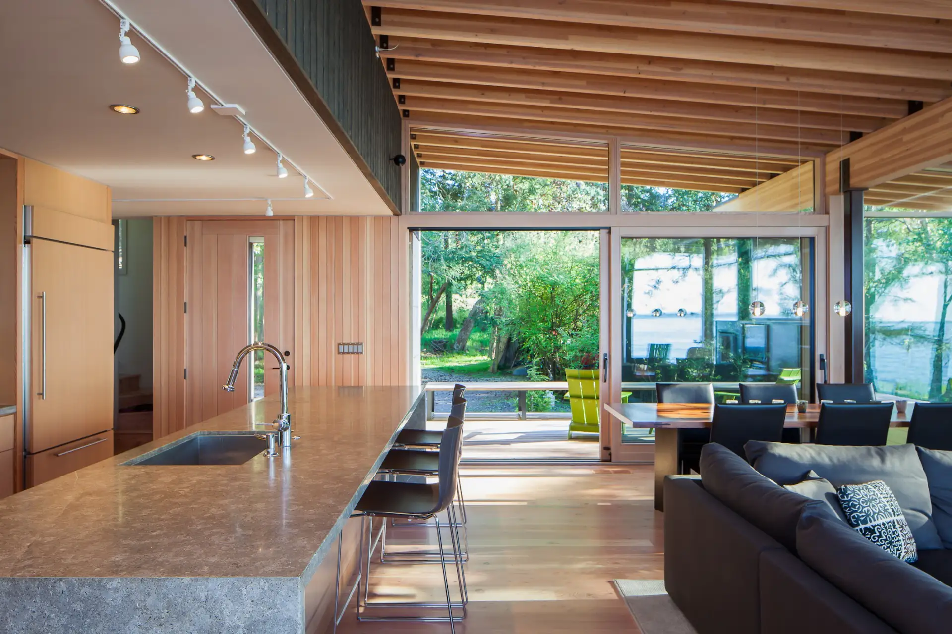 Bunny Lane Cabin (12 Photos) - Dwell