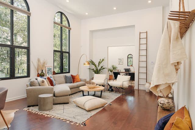 Photo 4 of 10 in A Former Church in Austin Turns Into Airy, Loft-Style ...