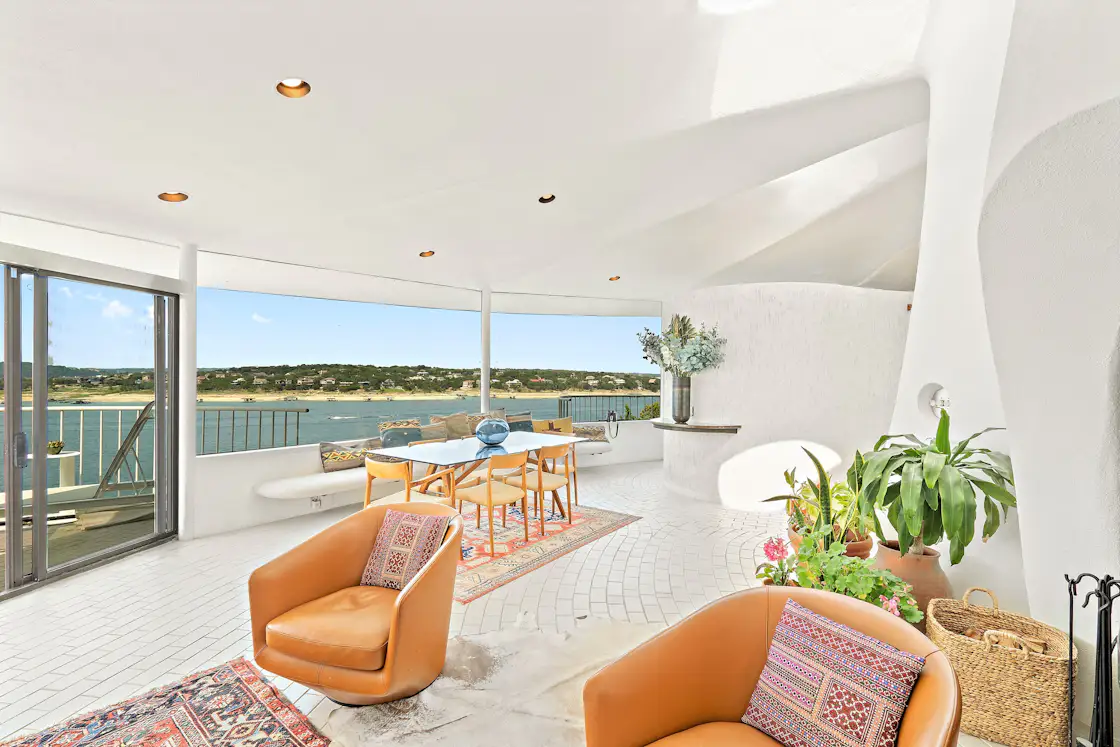 The Sand Dollar House by John Covert Watson - Dwell