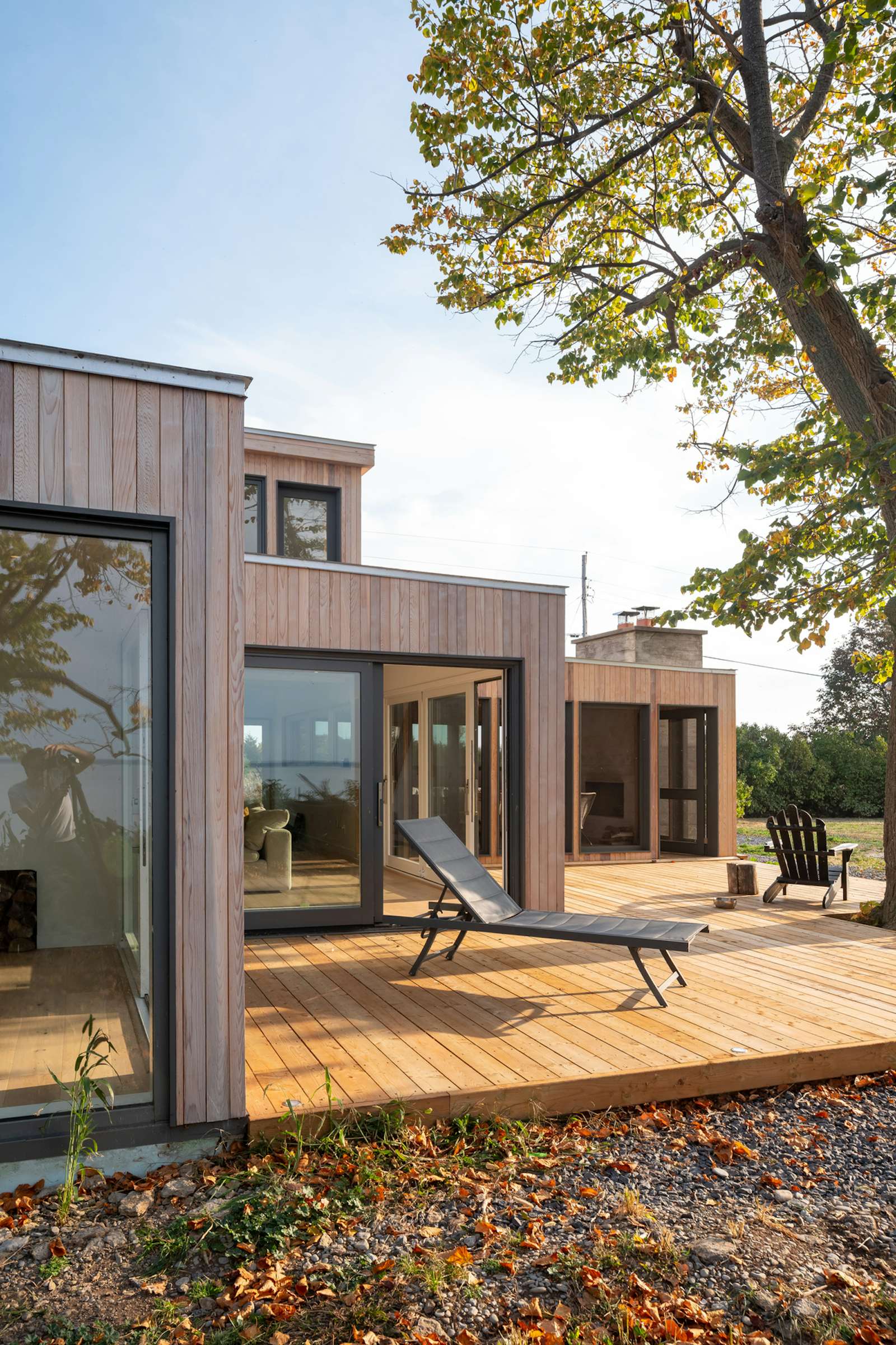 Photo 13 of 14 in The Renovation of a Canadian Farmhouse Uncovers a Log ...