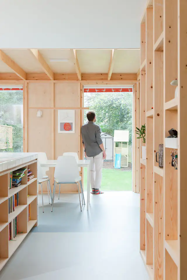 Photo 7 of 10 in Plywood Partitions Divvy Up Space in a Free-Flowing ...