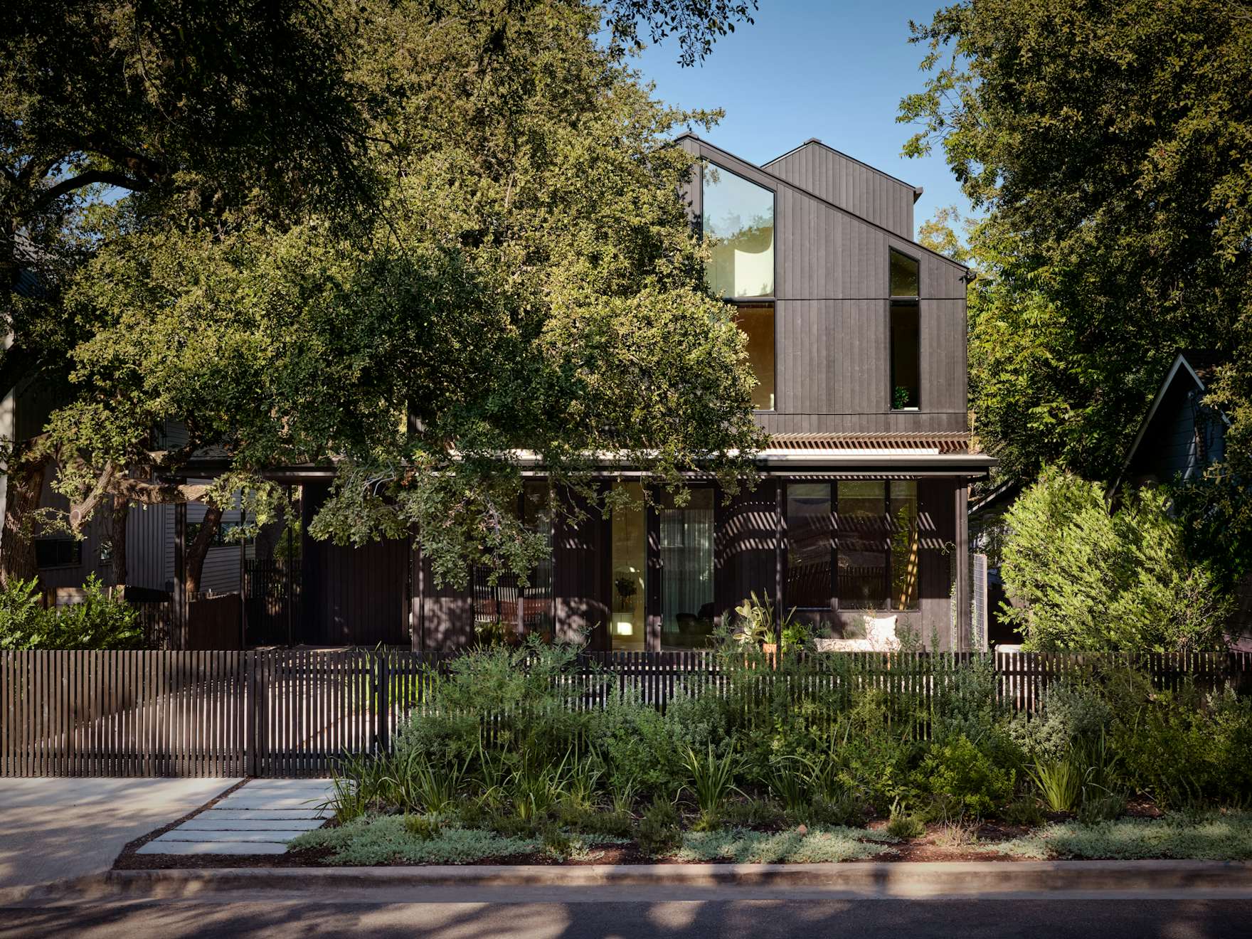 Photo 3 of 25 in Before & After: She Renovated Her Austin Home With an ...