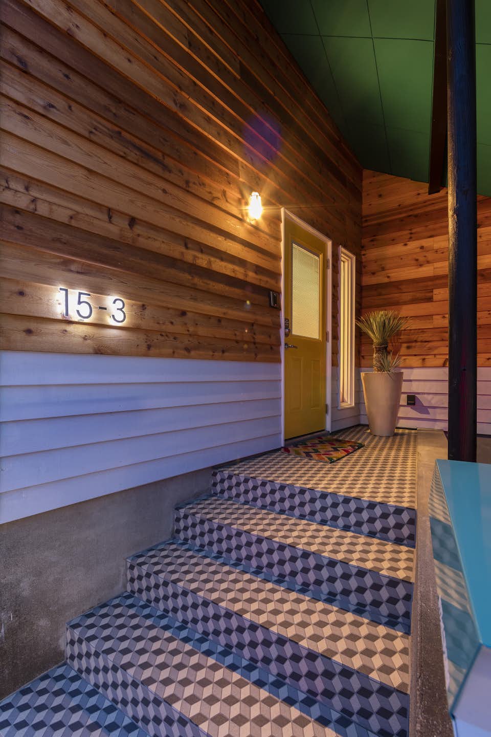 Photo 12 of 14 in An Architect’s Beach House Brings California Surfer ...