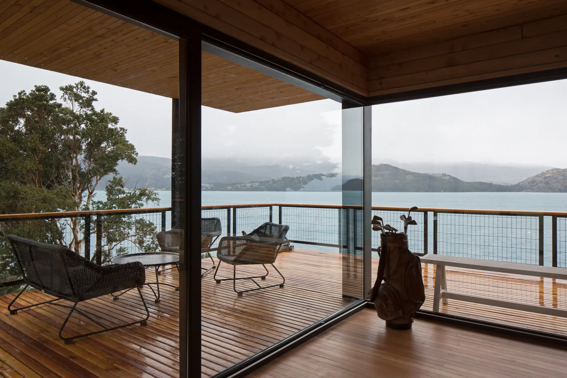 Photo 5 of 15 in Hats House by SAA arquitectura + territorio by Nico ...